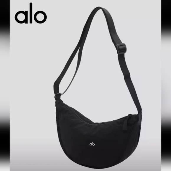 ALO Yoga | Bags | New Alo Yoga Black Crossbody Casual Multifunctional ...